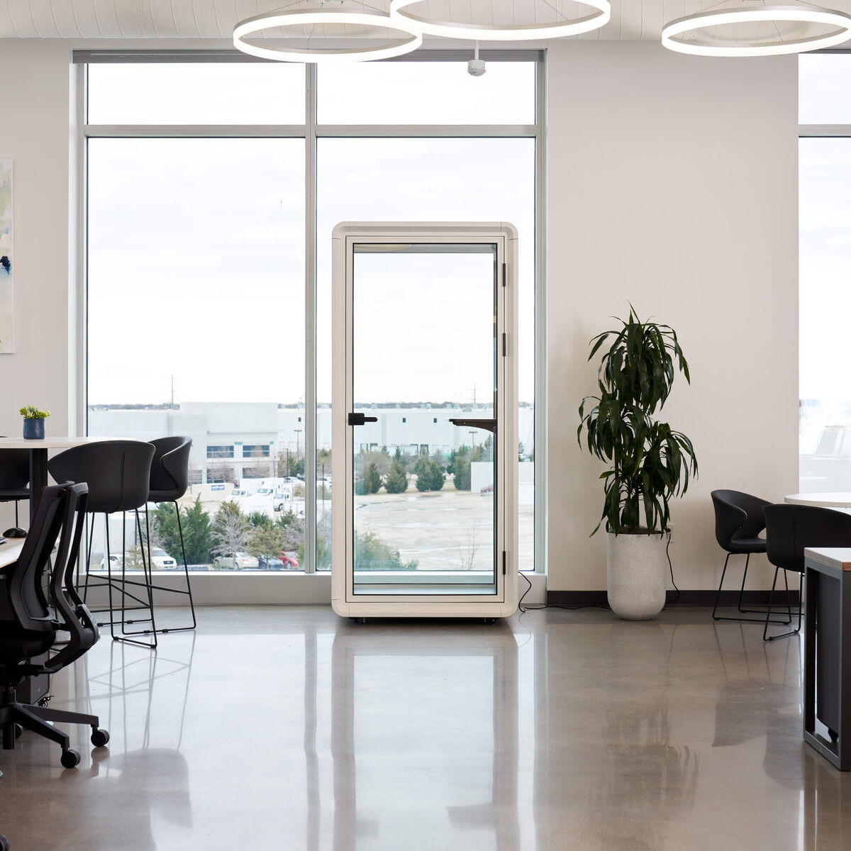 Privacy Booth | Acoustic Privacy Pods & Phone Booths | Vari®