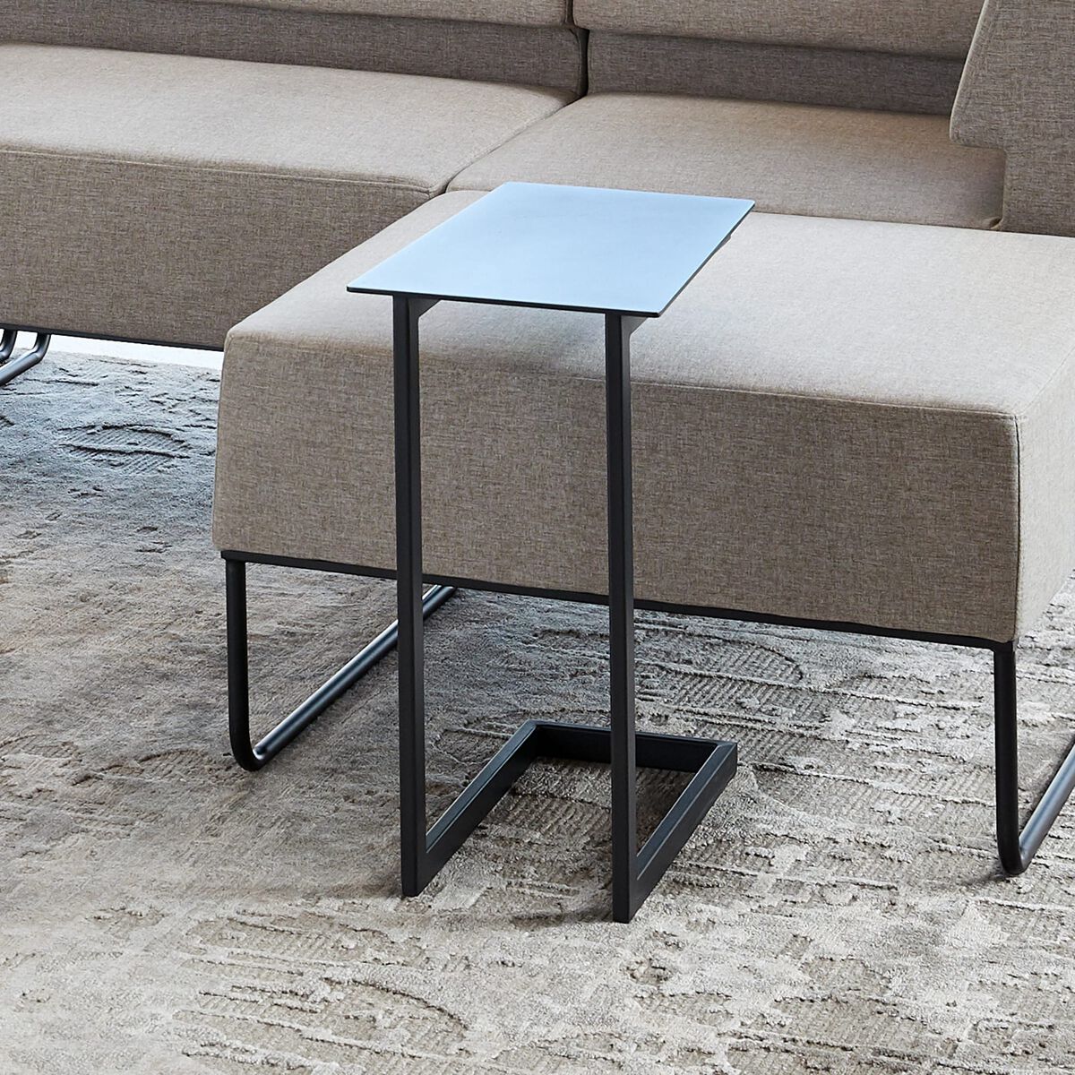Laptop Side Table | Soft Seating | Vari®