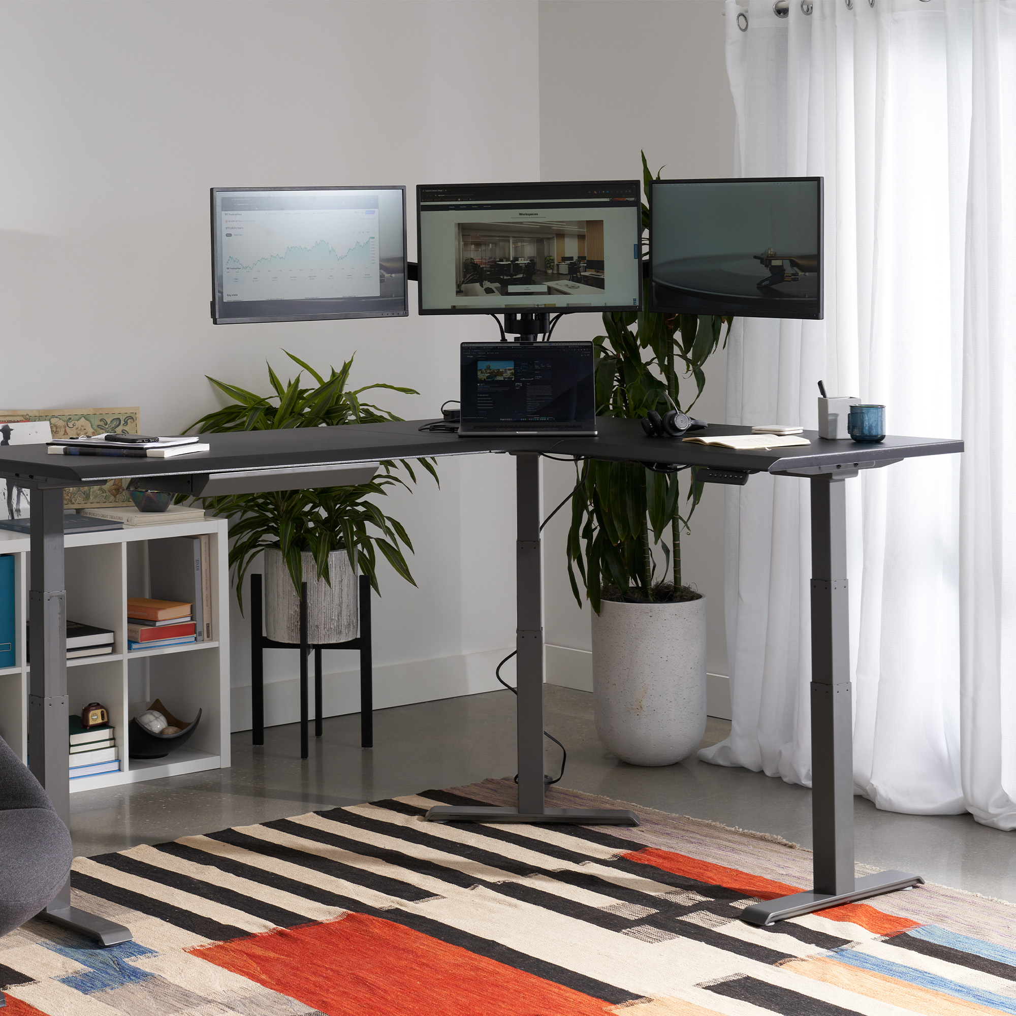 L-Shape Corner Electric Standing Desk | Height Adjustable Desks | Vari